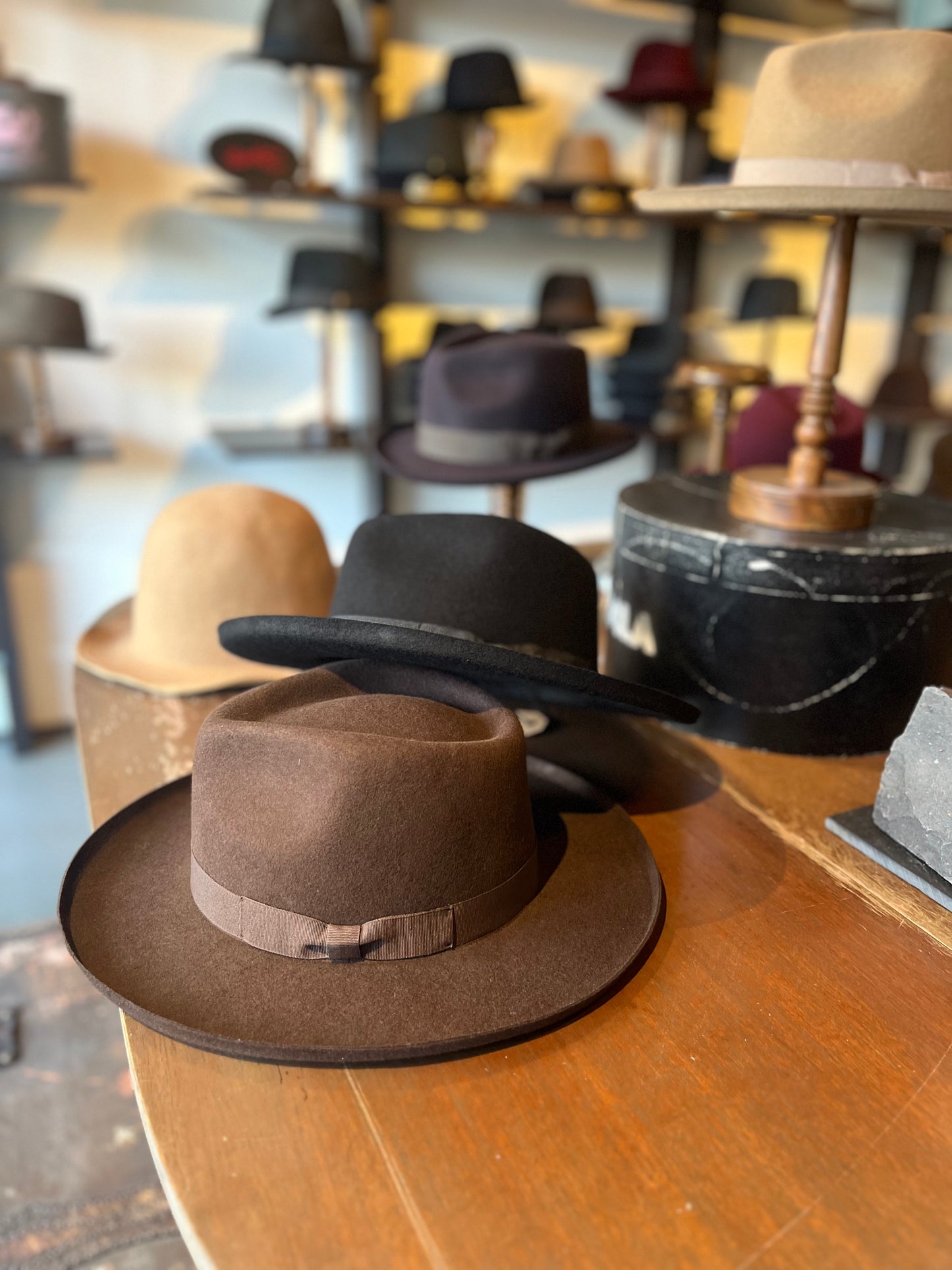 BRIM UP LONG HAT – Req Hatter store